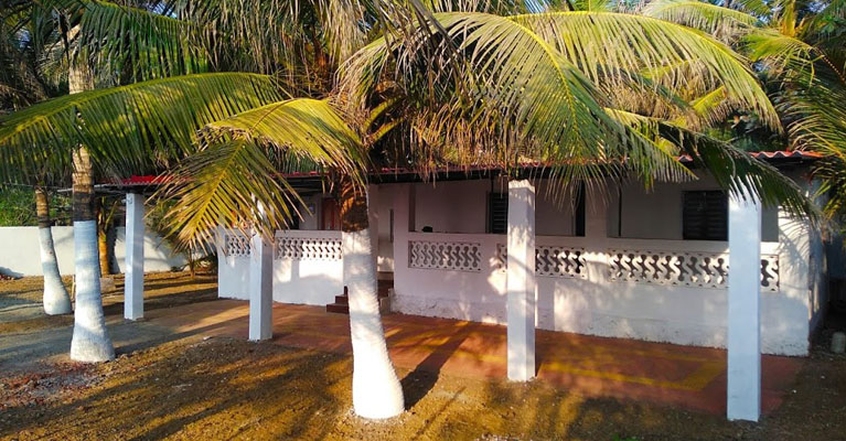 Beach Farmhouse Near by Mumbai Weekend Family